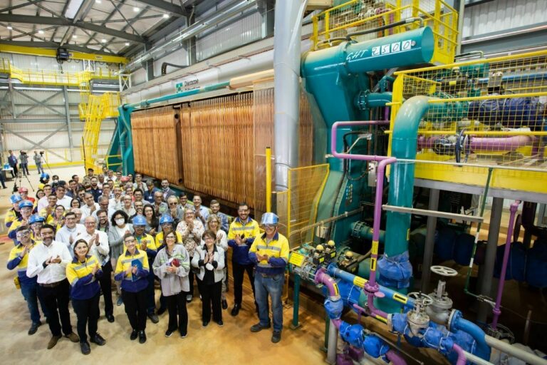 Official inauguration of the Press Filtration Project by Alcoa Brazil